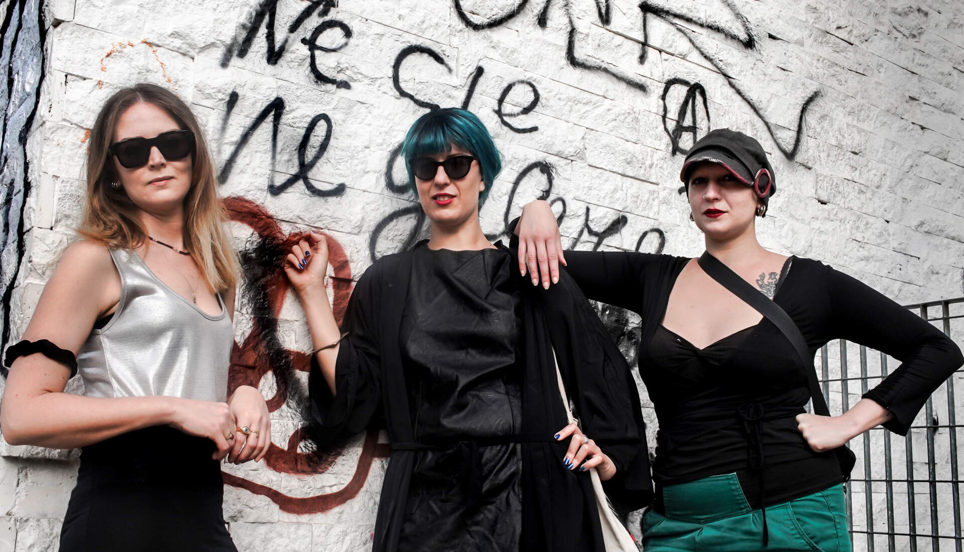 Il collettivo Erinni presenta il programma di residenze Beyond Binaries