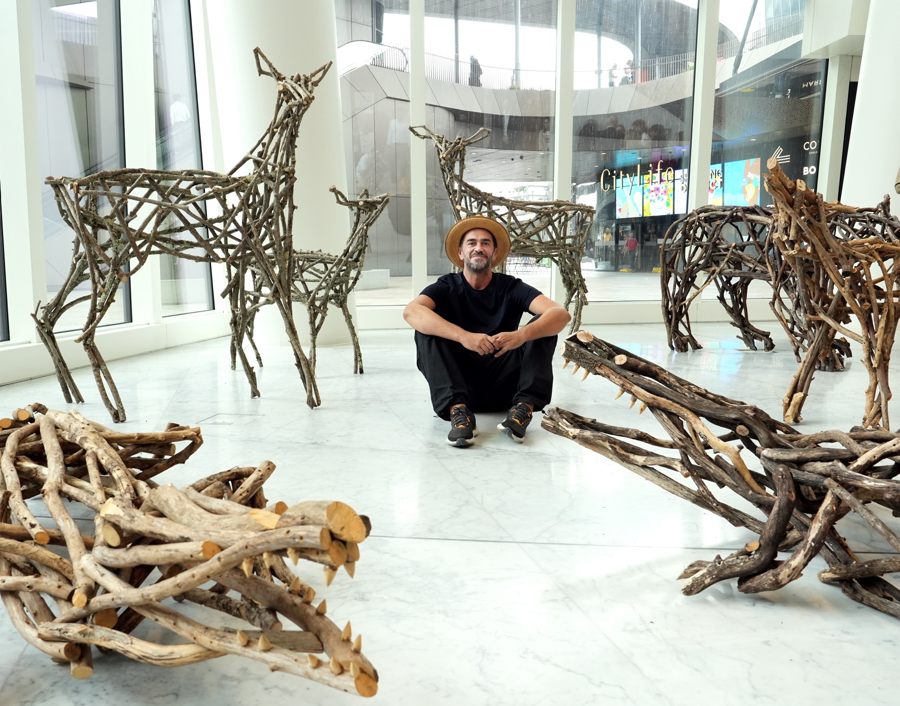 Il regno animale ecosostenibile di Sedicente Morandi